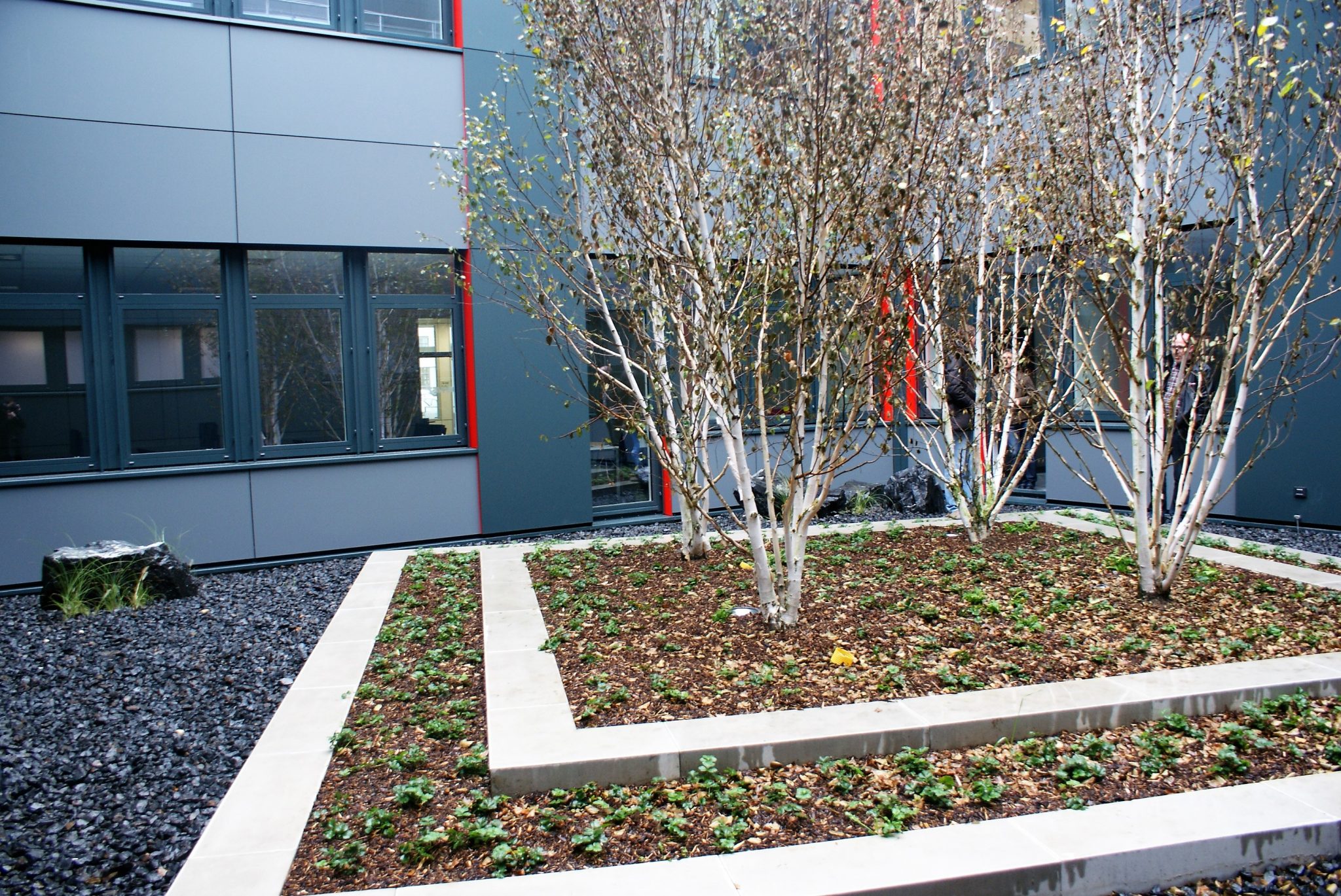 Innenhöfe Avnet Holding Germany GmbH, Poing/München - FreiraumPlus